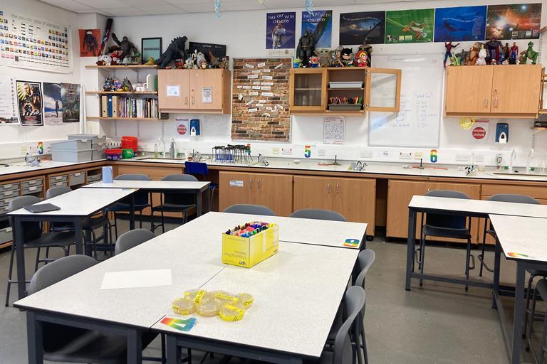 Falkirk High’s chemistry teaching spaces | RSC Education